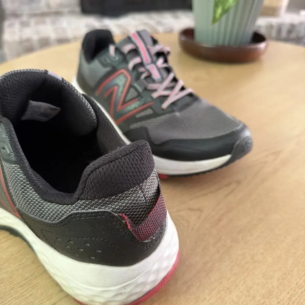New Balance | Shoes | New Balance T4 Mens 95 Black Gray Red Trail ...
